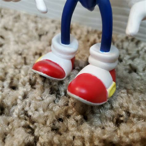 Mavin Sonic The Hedgehog Action Figure Skiing Sonic Adventure Resaurus Rare 4 1999