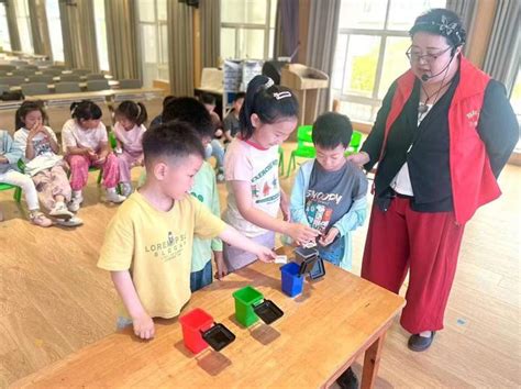 湖州南浔双林镇开展“践行垃圾分类 你我同心‘童行”活动