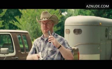 Reese Witherspoon Sofia Vergara Underwear Scene In Hot Pursuit Aznude