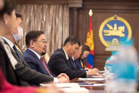 Улсын Их Хурлын дарга Г Занданшатар БНСУ ын Үндэсний Ассамблейн дэд дарга Ким Ён Жү г хүлээн авч