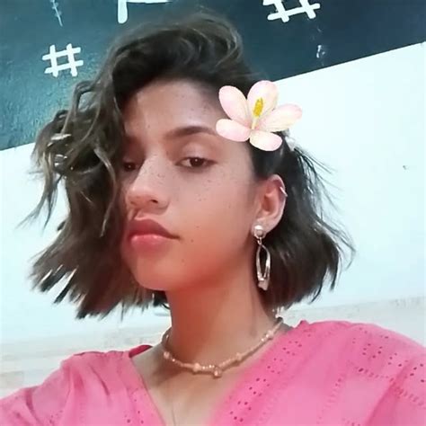 Mayra Mayraws On Threads