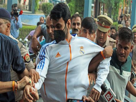 Big Relief Abuser Shrikant Tyagi From High Court Bail Granted In