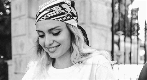 Aurélie Pons Taille Médias Célèbres