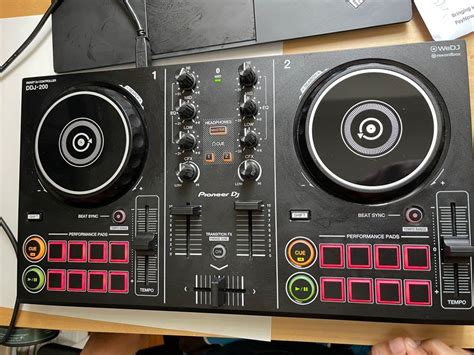 Pioneer Ddj 200 Audio Other Audio Equipment On Carousell