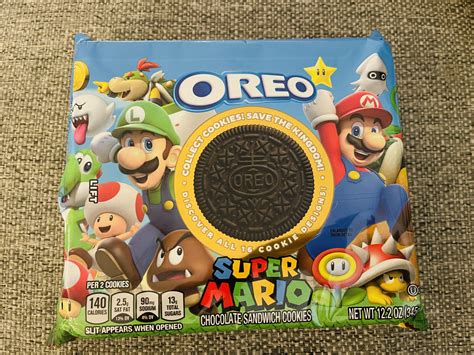 Super Mario Oreos Rsnacking