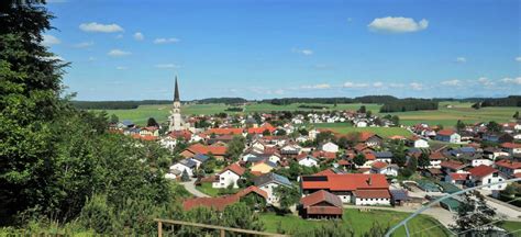 Verwaltung Rathaus And Service Palling De