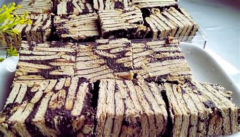 Kek Batik Lembut Dan Sedap