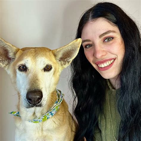 Θα σου πω τι γίνεται Για 9 χρόνια έκανα 2 δουλειές παράλληλα And στον ελεύθερο χρόνο που έμενε