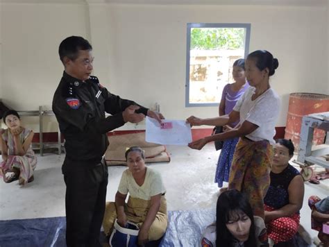 ရေတာရှည်မြို့နယ်၌ ရေဘေးသင့်ကျေးရွာများအား အိမ်ထောင်စုစာရင်းနှင့် နိုင်ငံသားစိစစ်ရေးကတ်ပြားများ