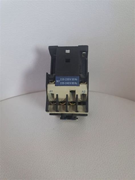 Schaltschütz Lc1 D09 01 Din35 Kaufen Auf Ricardo