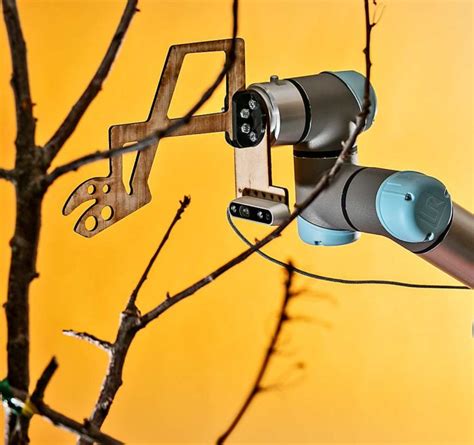 Pruning Robot Makes The First Cut Good Fruit Grower