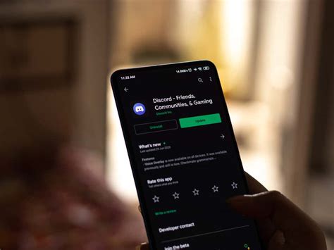 How To Mute Microphone On Discord ITGeared How To Mute Microphone On Discord ITGeared