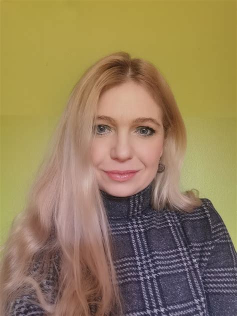 Holle Slovenija Holle Bio Otroška Hrana