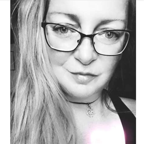 Zoe J R Spiced Threads Say More