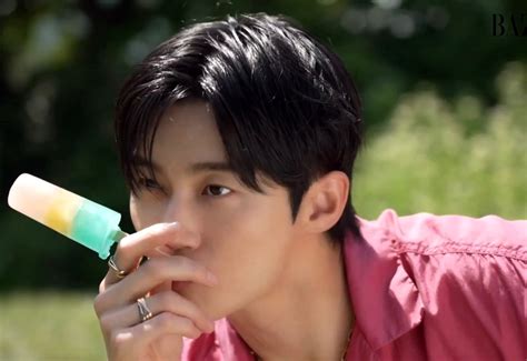 더쿠 변우석 화보컷 아이스크림도 미쳤던데