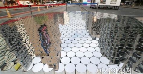 포토 캔으로 만든 거울