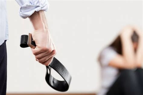 Создать мем воспитание ремнем наказание ремнём 80 ударов наказание детей ремнем по попе