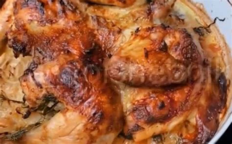 Сочная курочка с хрустящей корочкой в духовке рецепт с фото пошагово