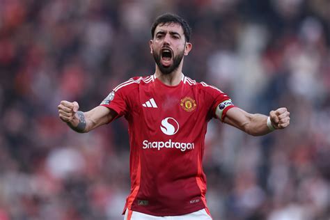 Amorim Must Build Man Utd Team Around Amazing Star And Bruno Fernandes