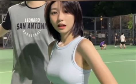 抖音程女士早期海外1V3视频哪里有得看 程女士的瓜视频资源在哪能看到 即时尚