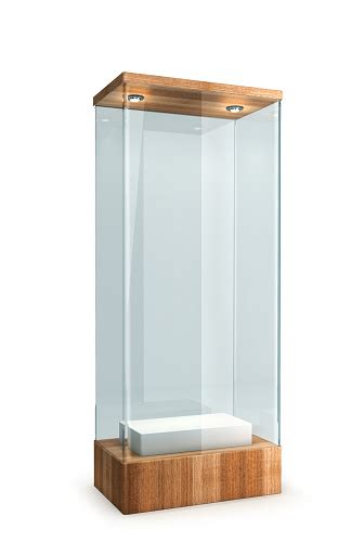 흰색 배경에 나무 기지와 빈 유리 쇼케이스 3 차원 일러스트 레이 션 0명에 대한 스톡 사진 및 기타 이미지 0명 3차원 형태 공란 Istock