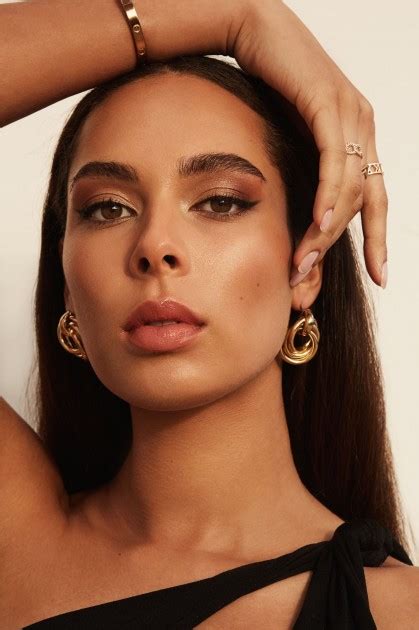 Messehostess Sophie M Aus Köln Modelagentur