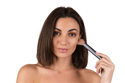 Mastering Makeup Magic With Your Perfect Foundation Shade