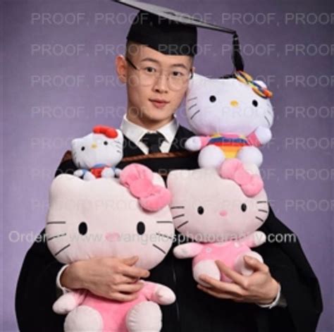Hello Kitty Graduation Photo Hello Kitty Kitty Hello Kitty Items