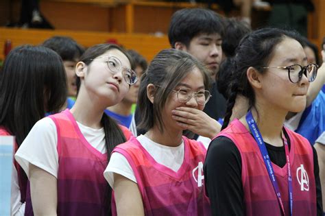 Олонлог Эгзэ Сургууль Added A New Олонлог Эгзэ Сургууль