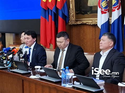 Х Ганхуяг Эмч багш нарын цалинг нэмэхийн тулд хүүхдийн мөнгөнд гар