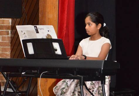 Thiyana 3 Maxx Music