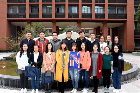 建邺:校园微信联盟成员再聚首 建邺:校园微信联盟成员再聚首