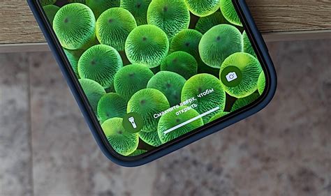 Как заменить кнопки фонарика и камеры на экране блокировки Iphone с Ios 18