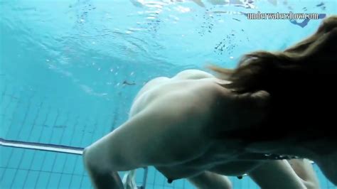 Slowmo Girl Gazel Podvodkova On Underwatershow Eporner