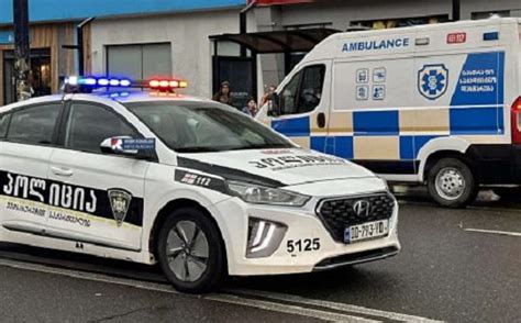 ბებიას და შვილიშვილს ზებრა გადასასვლელზე მანქანა დაეჯახა სად მოხდა შემთხვევა და როგორია