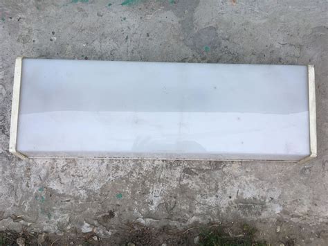 Продам светильник дневного света светильник настольный Лампа и уличные фонари