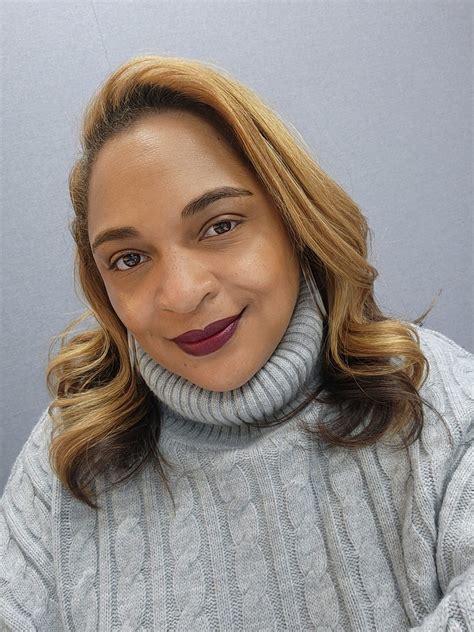 How To Help Non Binary Job Seekers Feel Included Not ‘othered