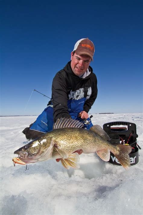 Walleye Ice Fishing Presentations Vissen