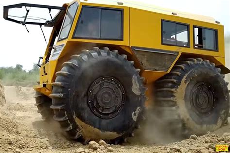 Журналистка из Индии оказалась под впечатлением от вездехода Шерп