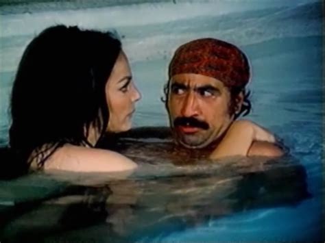 Голая Саша Черногория в Huevos Rancheros