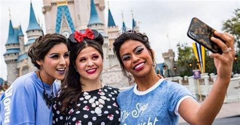 오늘만큼은 내가 디즈니 동화 속 공주