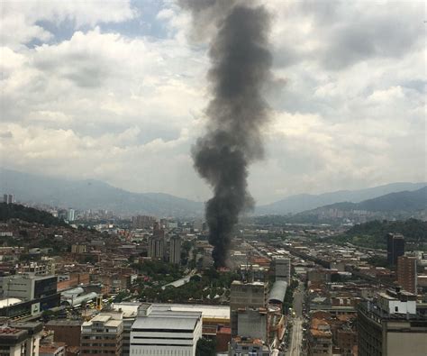 Hay 13 Heridos Por El Incendio De Este Martes Al Mediodía En El Centro