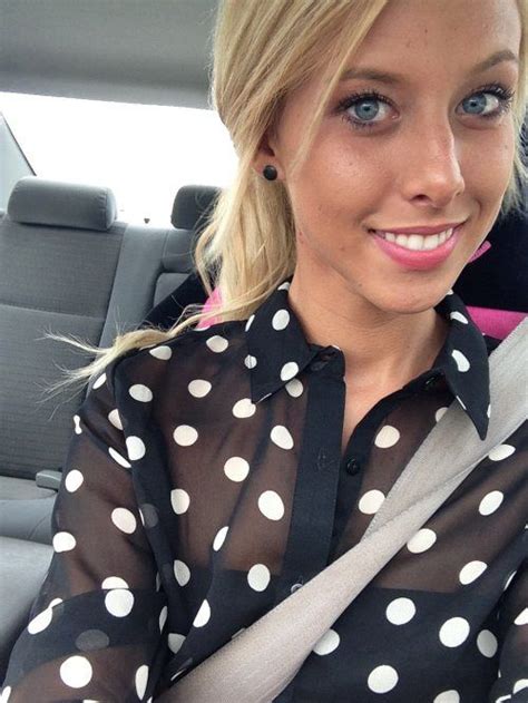 Car Selfies 29 Pics