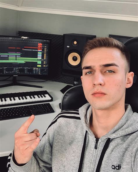 Sonix The Headshock Songs Events And Music Stats