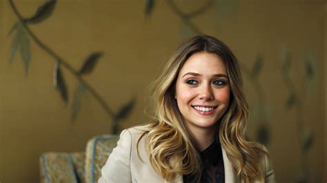 100 Elizabeth Olsen Wallpapers