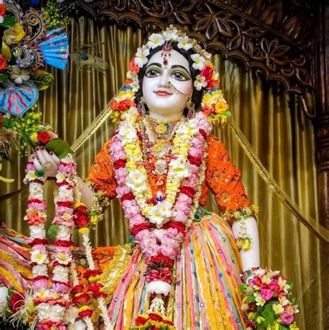 ভক্তের ভগবান শ্রী কৃষ্ণ 001