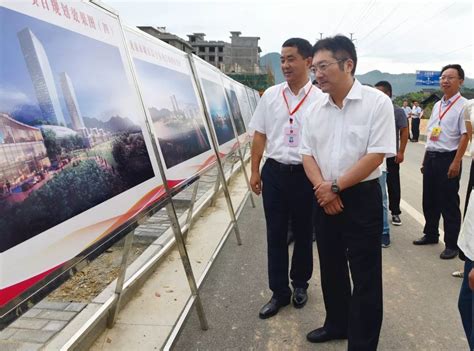 丽水市委常委纪委书记监委主任方向参加龙泉市龙渊街道人大代表联络站活动 人民