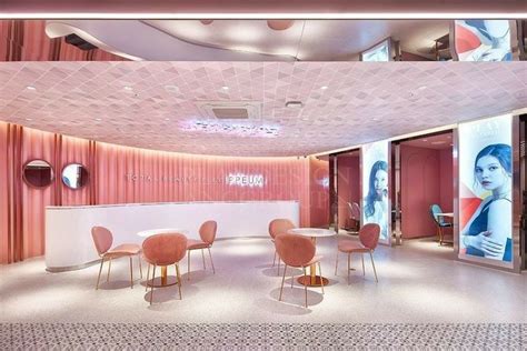 카운터인테리어디자인에 있는 Cubit님의 핀 디자인 호텔 상점 내부 디자인 클리닉 디자인