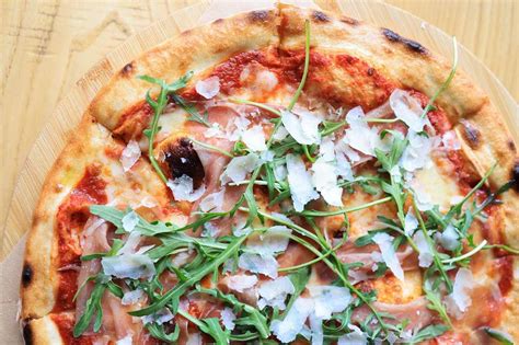 How To Make Homemade Thin Crust Pizza