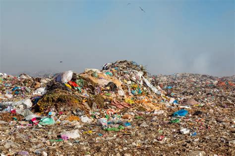 Residents Raise Alarm Over Terrible Odors At La Countys Two Largest Landfills We Were